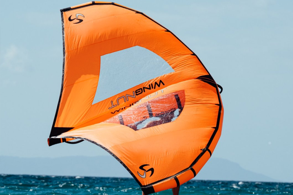 Comment débuter le Wing foil ? - SWELLADDICTION | Le blog